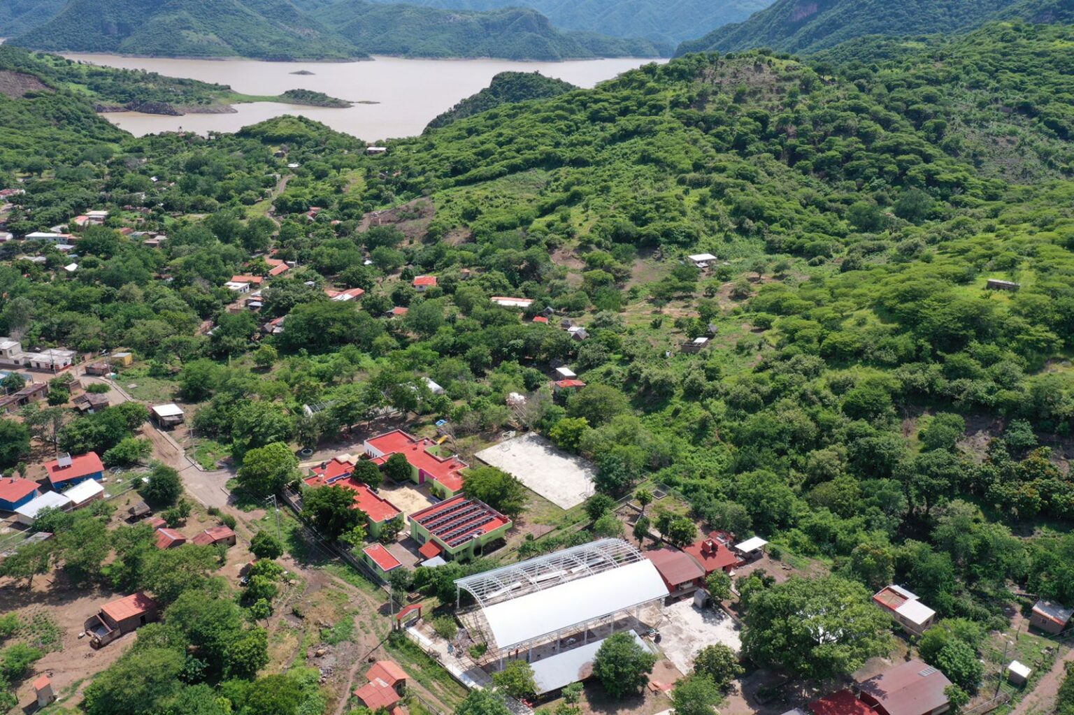 Educación digna en la sierra: Gobierno de Nayarit construye domo y ...